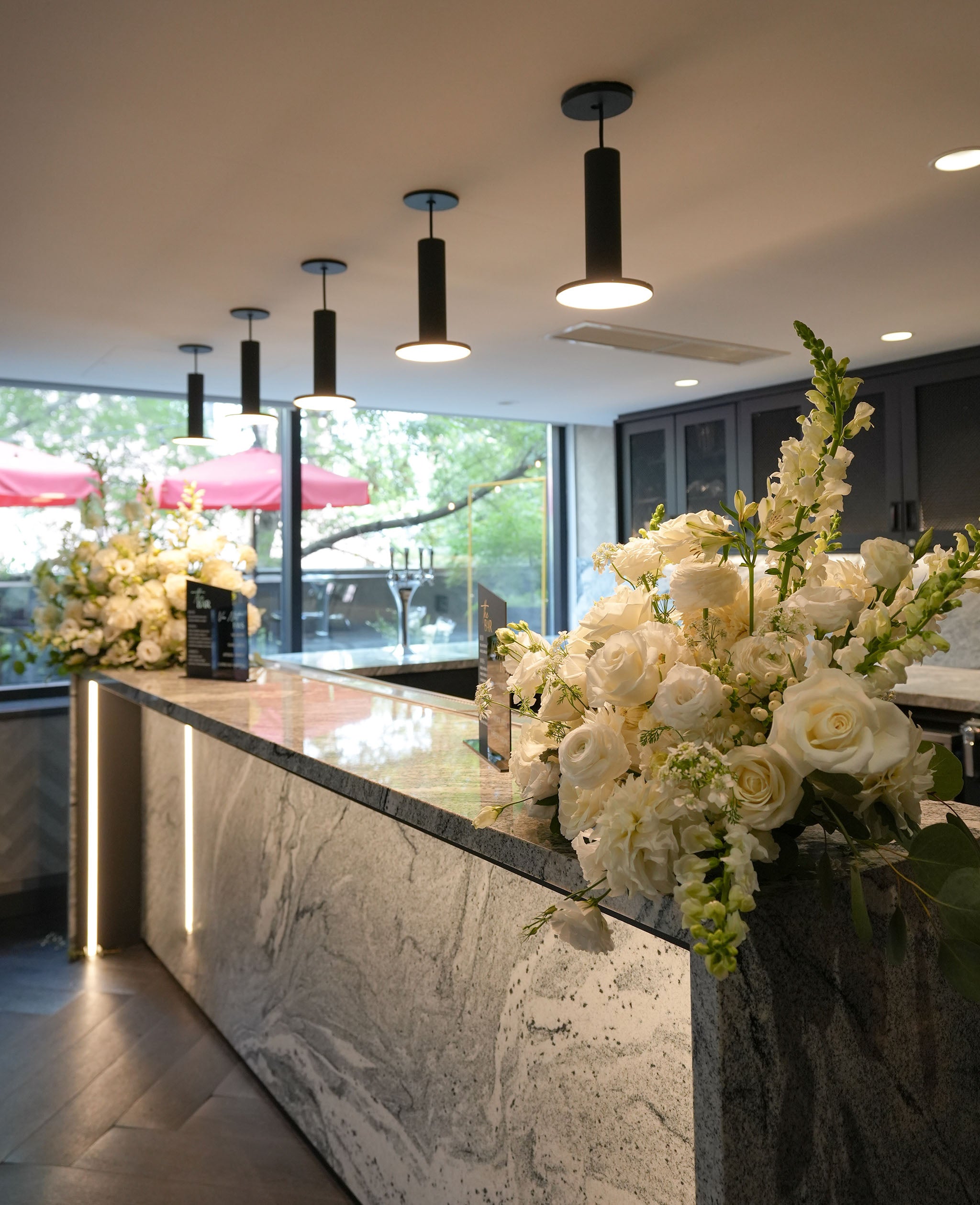 Chic Bar Blooms (Two Sets) - Flower & Plant Free Delivery | Toronto ...